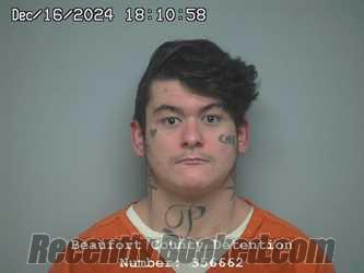 Recent Booking / Mugshot for JOSEPH RAYMOND PITTMAN in Beaufort County ...