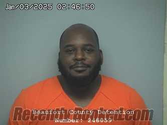 Recent Booking / Mugshot for DAVON ROZELL MACK in Beaufort County ...