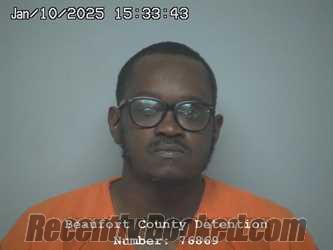 Recent Booking / Mugshot for NICHOLAS ANTONETTE TODD in Beaufort County ...
