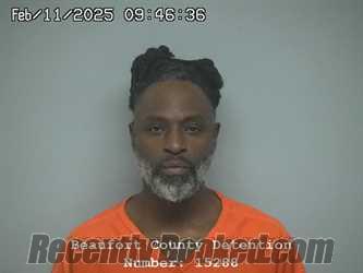 Recent Booking / Mugshot for OMAR ROSHAWN WATSON in Beaufort County ...