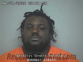 Recent Booking / Mugshot for SAVION TYRONE RASHEED FULLER in Beaufort ...
