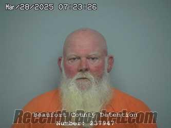 Recent Booking / Mugshot for DOUGLAS WAYNE SEAGRAVES in Beaufort County ...
