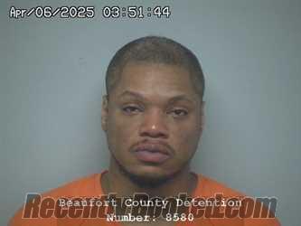Recent Booking / Mugshot for BRANDON JAMAL BENNETT in Beaufort County ...