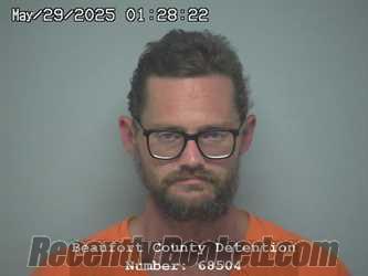 Recent Booking / Mugshot for JEREMY JOHN BROWN in Beaufort County ...
