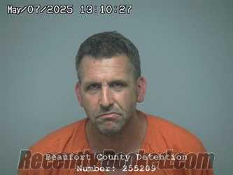 Recent Booking / Mugshot for FREDRICK CHARLES MCLEOD in Beaufort County ...