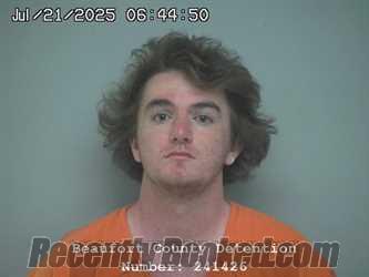 Recent Booking / Mugshot for TRACE MARTIN MANKOWSKI in Beaufort County ...
