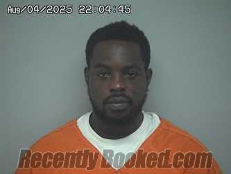 Recent Booking / Mugshot for JACOB JAMAL EDWARDS in Beaufort County ...