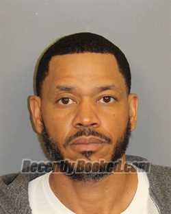 Recent Booking / Mugshot for STEVE LAMAR Junior BOOKER in Jefferson ...