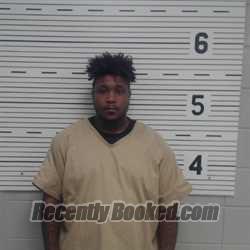 Recent Booking / Mugshot for MAUREZ MAQUAN MORRIS in Lawrence County ...