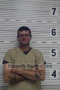 Recent Booking / Mugshot for WILLIAM BRIAN REEVES in Lawrence County ...