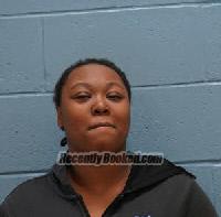 Recent Booking / Mugshot for JAELYN SYMONE BROWN in Lee County, Alabama