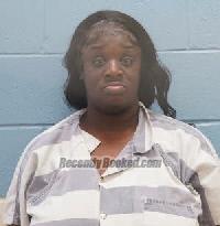 Recent Booking / Mugshot for LAQUISHA SANDERS in Lee County, Alabama