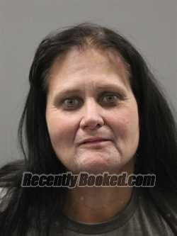 Recent Booking / Mugshot for ANGIE LYNN DAVIS in Limestone County, Alabama
