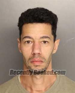 Recent Booking / Mugshot for BRANDEN RAY BYRD in Berkeley County, South ...