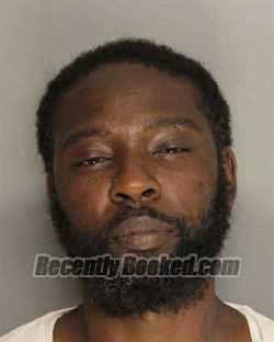 Recent Booking / Mugshot for Clayc Lorenzo Walker in Berkeley County ...