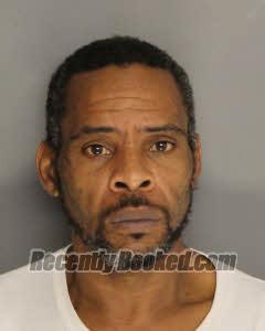 Recent Booking / Mugshot for Dwayne Carlist Knight in Berkeley County ...