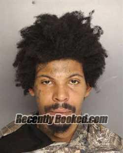Recent Booking / Mugshot for Di'Shon Roberts in Berkeley County, South ...