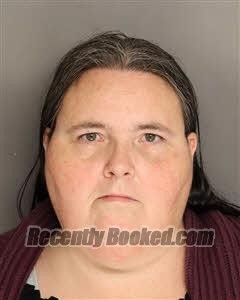 Recent Booking / Mugshot for Lacey Jane Bolen in Berkeley County, South ...
