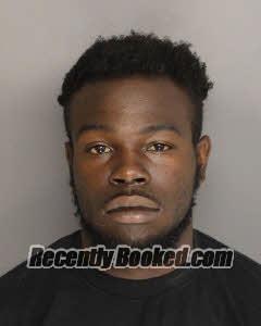 Recent Booking / Mugshot for Letrell Deonte Mazyck in Berkeley County ...