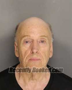 Recent Booking / Mugshot for Robert William Cook in Berkeley County ...