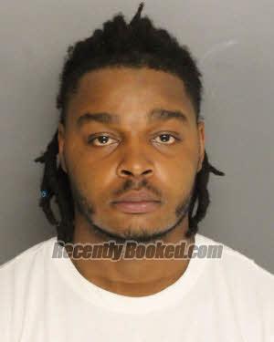 Recent Booking / Mugshot for Warren Tyshawn Kennedy in Berkeley County ...