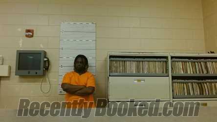 Recent Booking / Mugshot for DEQUONDRE SEARIGHT in Lowndes County, Alabama
