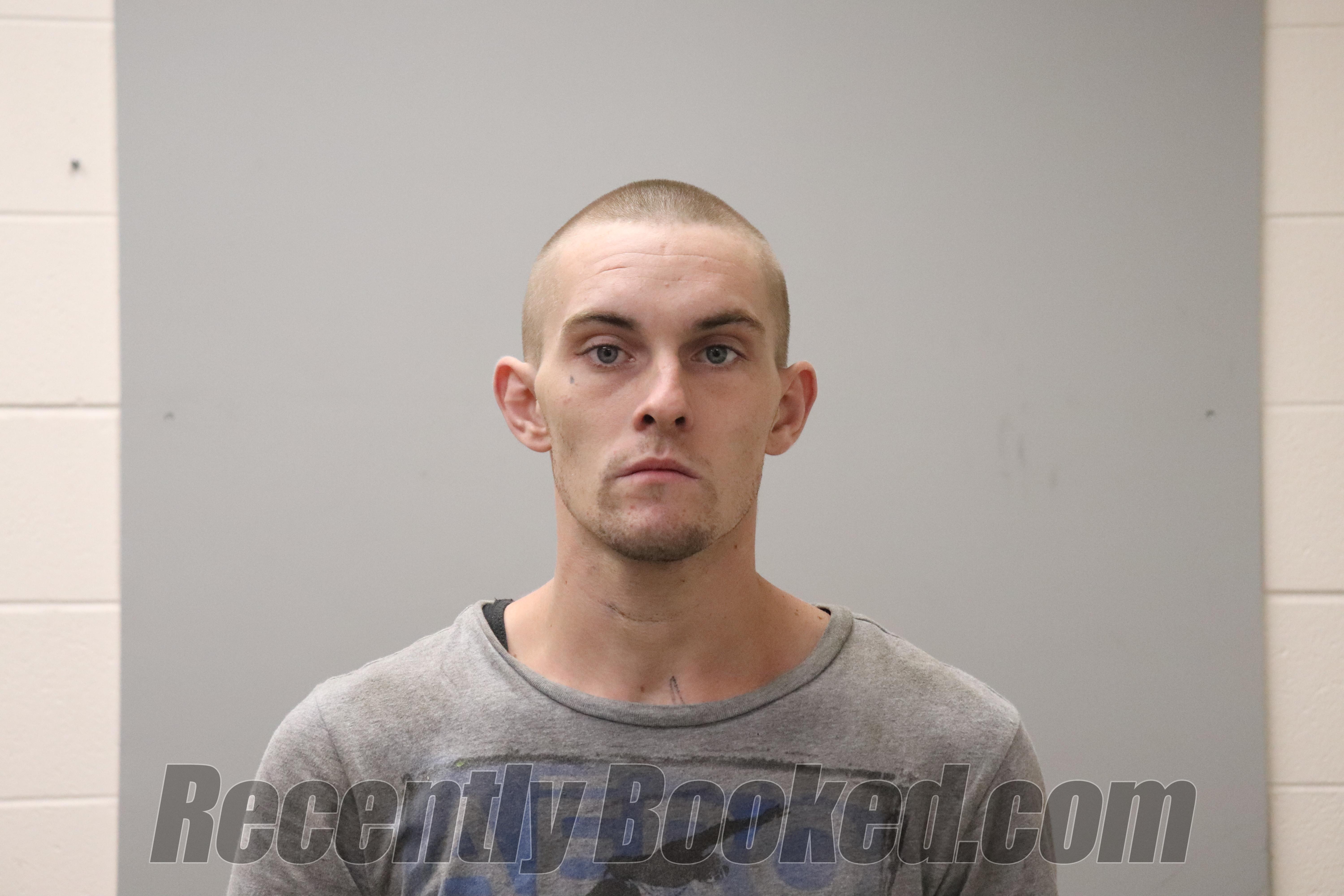 Recent Booking / Mugshot for DAKOTA ALLEN VICKERS in Madison County ...