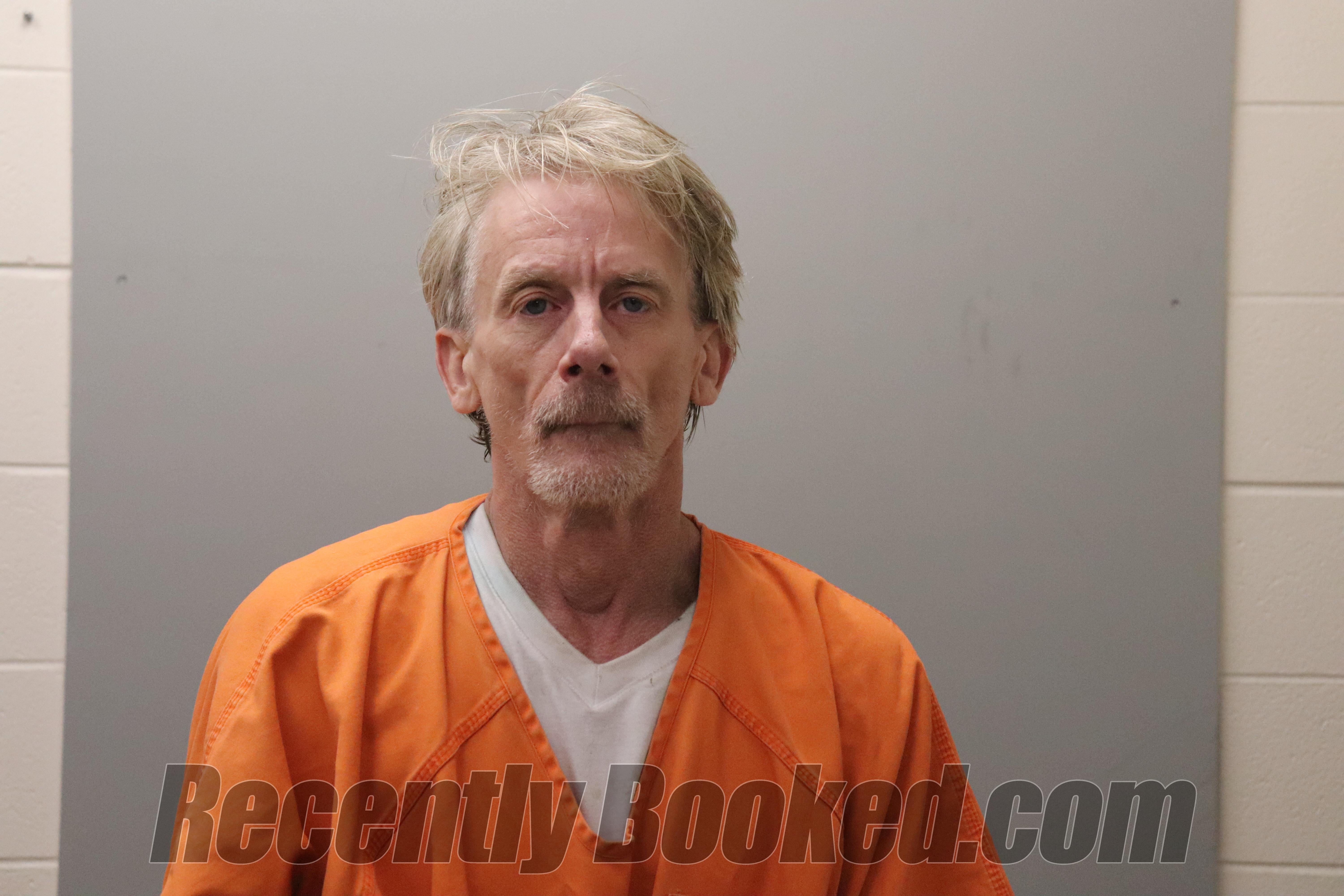 Recent Booking / Mugshot for SCOTT EDWIN SMITH in Madison County, Alabama