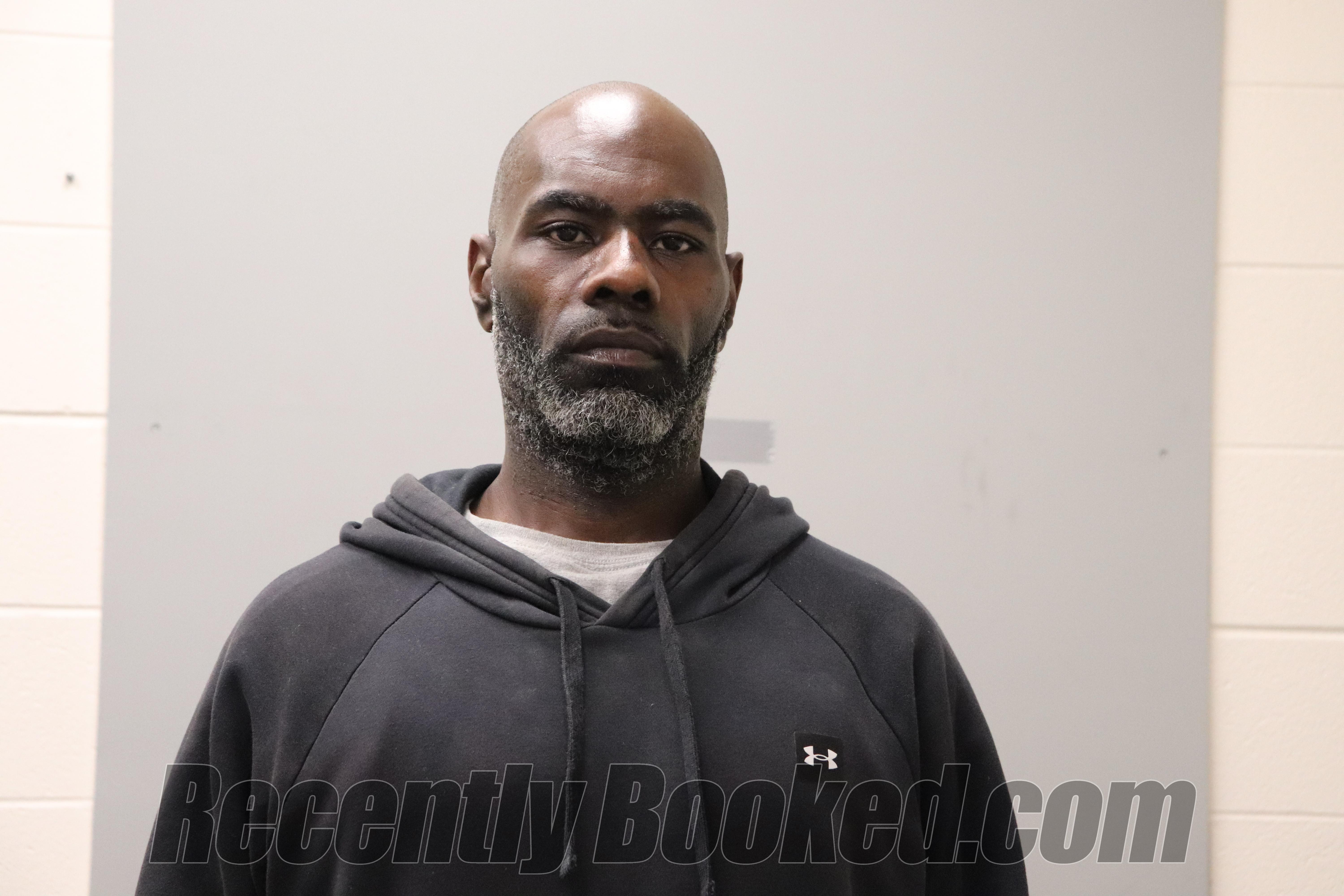 Recent Booking / Mugshot for THOMAS DEE ROOKS in Madison County, Alabama