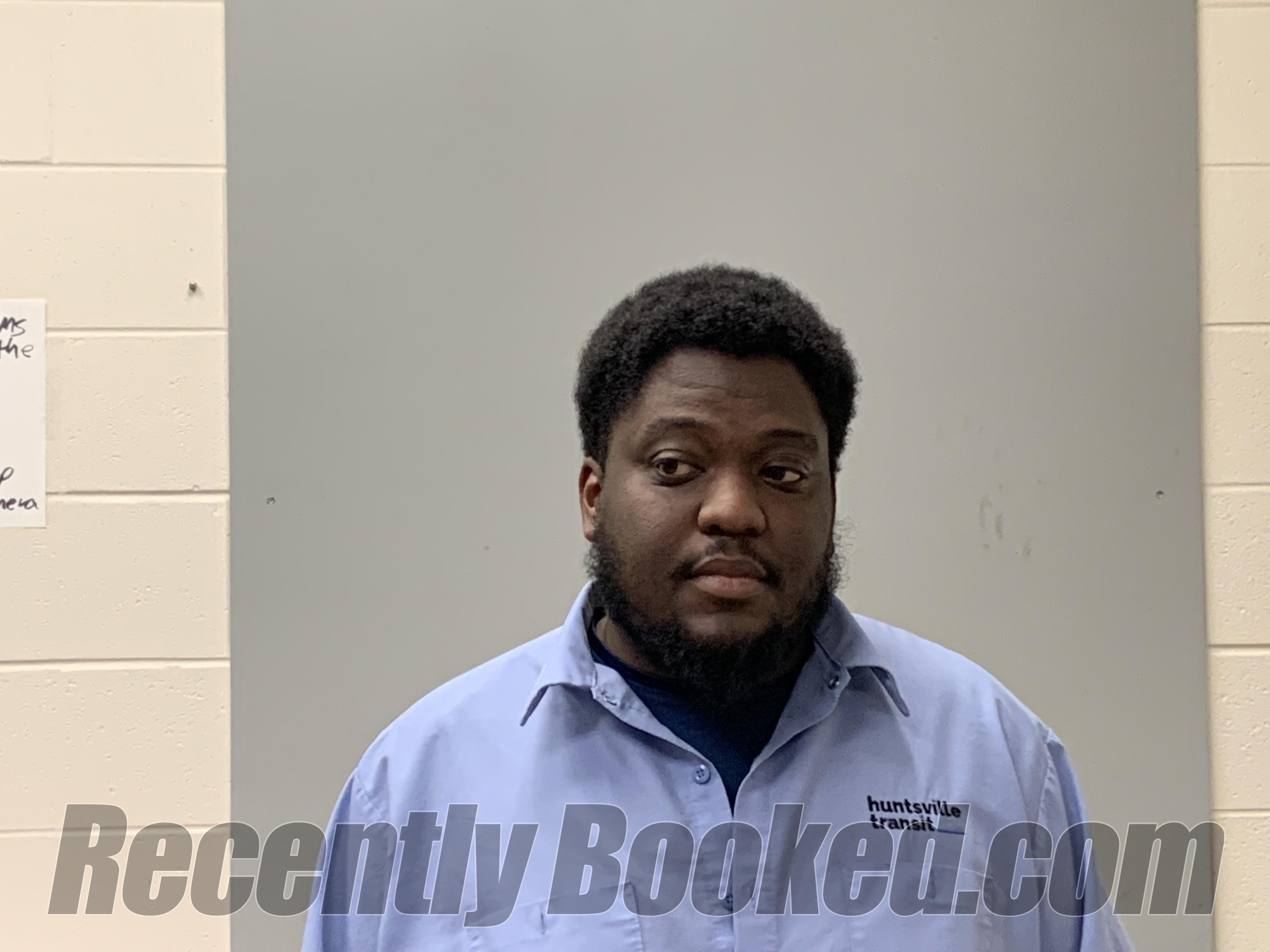 Recent Booking / Mugshot for DARRIUS KENDRICK GREEN in Madison County ...