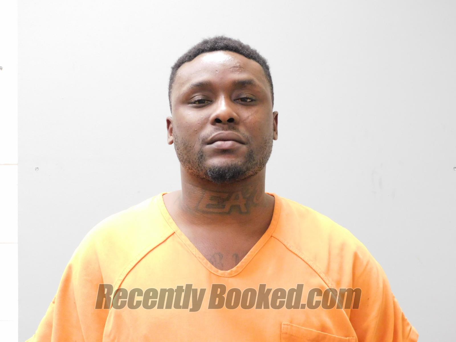 Recent Booking / Mugshot for GARY RODRIQUEZ MOSLEY in Madison County ...
