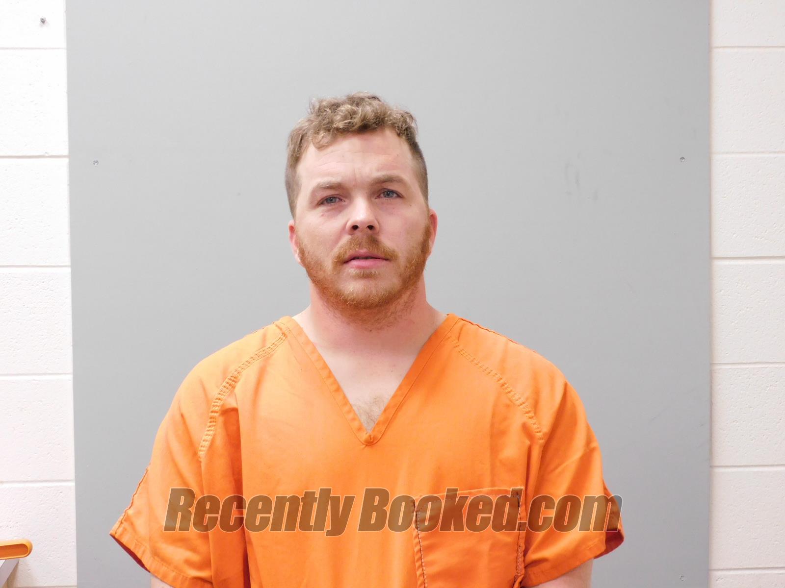 Recent Booking / Mugshot for ROBERT RAINWATER in Madison County, Alabama