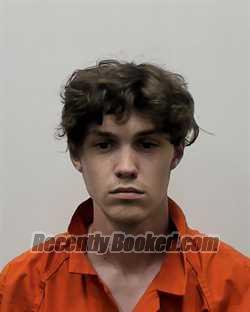 Recent Booking / Mugshot for BRYANT NATHANIEL GRAYSON in Montgomery ...