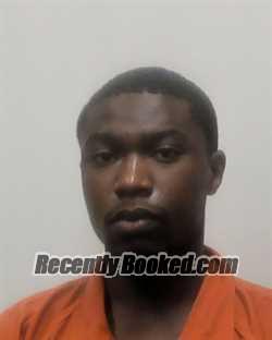 Recent Booking / Mugshot for RODERICK LIVELLE DIXON in Montgomery ...