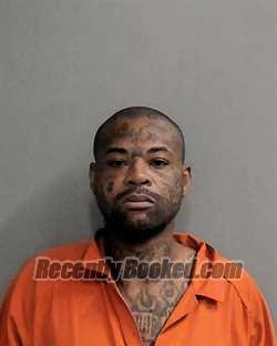 Recent Booking / Mugshot for DERRICK SHEVELL DEAIRY in Montgomery ...