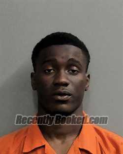 Recent Booking / Mugshot for JAMARCUS DEWAYNE HATCHER in Montgomery ...