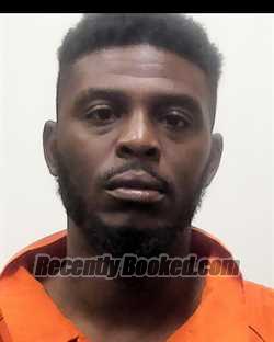 Recent Booking / Mugshot for REGINALD MCCRAY in Montgomery County, Alabama