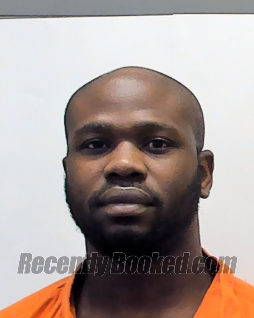 Recent Booking / Mugshot for TRAVIS JEROME RHODES in Montgomery County ...