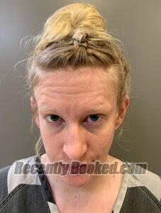 Recent Booking / Mugshot for LARISSA MARIE NALL in Morgan County, Alabama