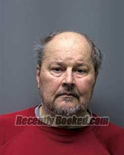 Recent Booking / Mugshot for Robert Varner Head in Russell County, Alabama