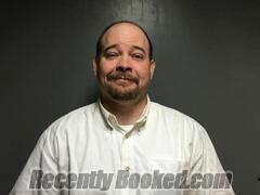 Recent Booking / Mugshot for NICHOLAS MINTER in St Clair County, Alabama