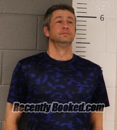 Recent Booking / Mugshot for MATTHEW OAKES in St Clair County, Alabama