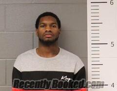 Recent Booking / Mugshot for SHEMAR MALONE in St Clair County, Alabama