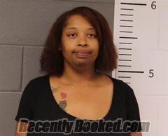 Recent Booking / Mugshot for MARKEDA JONES in St Clair County, Alabama