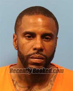 Recent Booking / Mugshot for DEVAUGHN PIERRE HOUGH in Shelby County ...