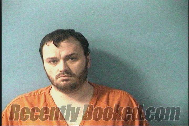 Recent Booking / Mugshot for JAMES DEREK MOORE in Shelby County, Alabama