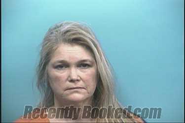 Recent Booking / Mugshot for TRACY DAWN GILES in Shelby County, Alabama
