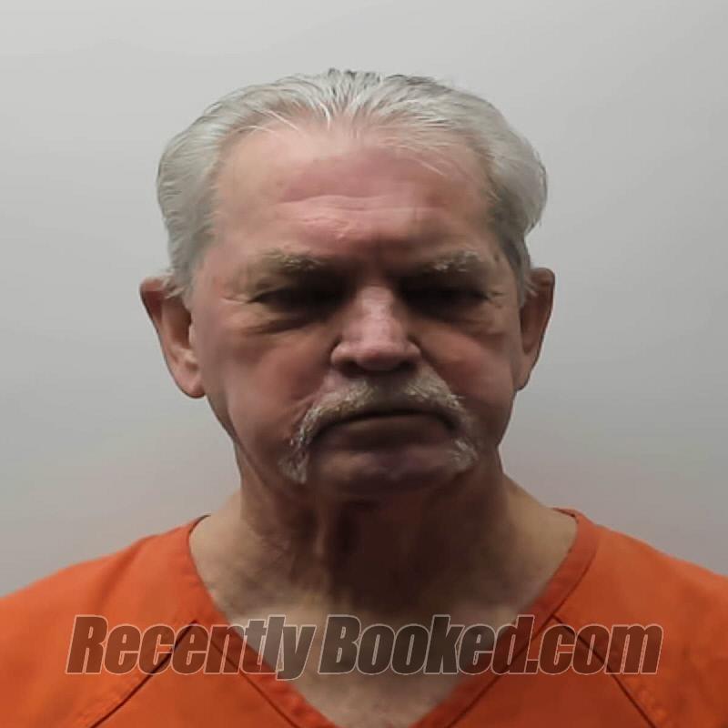 Recent Booking / Mugshot for LARRY DAVID WALL in Talladega County, Alabama