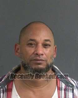Recent Booking / Mugshot for DAVID SHAWN CHAVIS in Charleston County ...