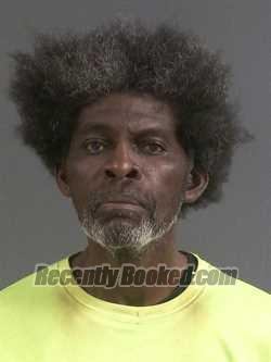 Recent Booking / Mugshot for CALVIN GREEN in Charleston County, South ...